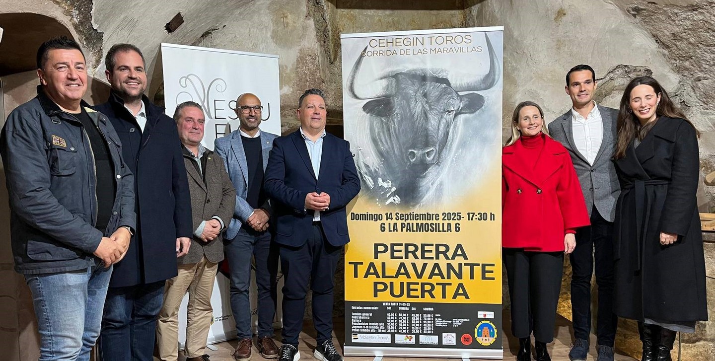 Perera, Talavante y Antonio Puerta, terna de lujo en Cehegín - Chicuelinas y Tafalleras