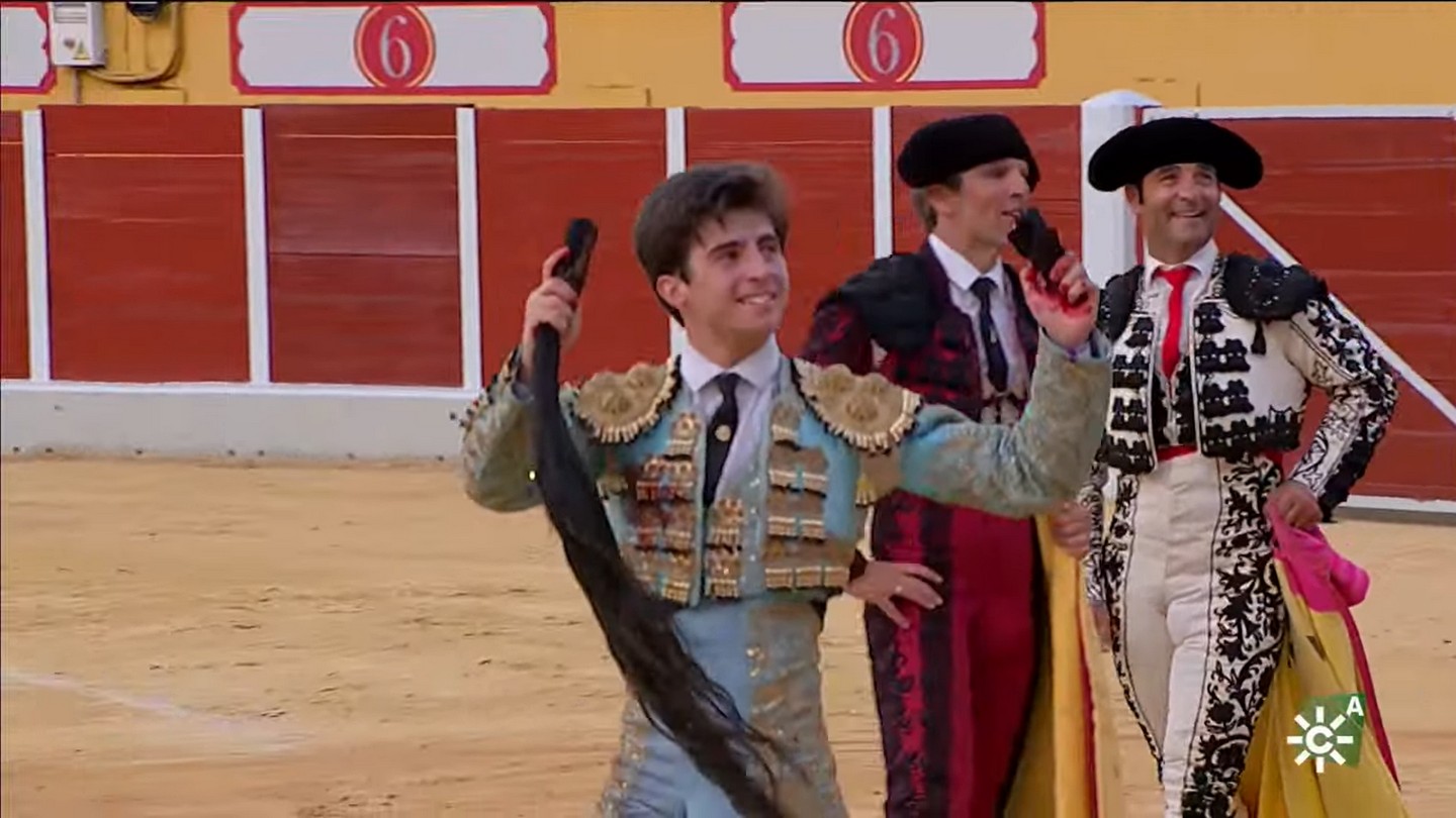 Martín Morilla, nombre propio en Ubrique - Chicuelinas y Tafalleras